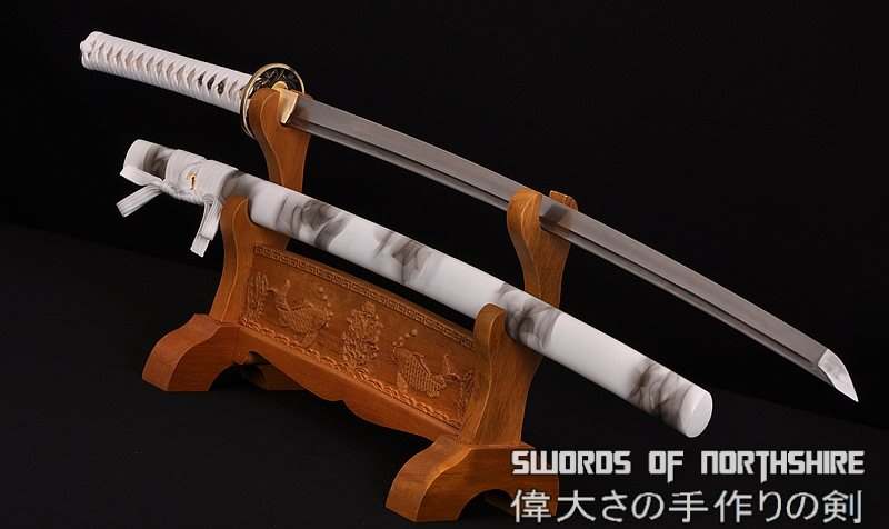 Hand Forged Folded Damascus Steel Blade White Haze Samurai Katana Sword