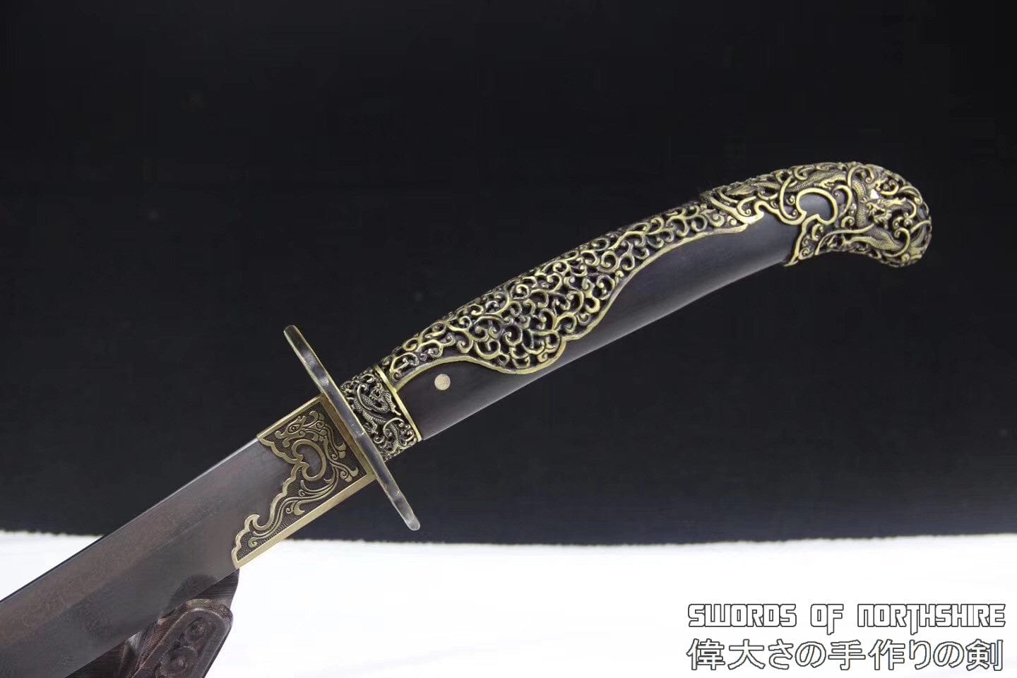 Enchanted Dragon Dao Folded High Carbon Damascus Steel 8,192 Layer ...